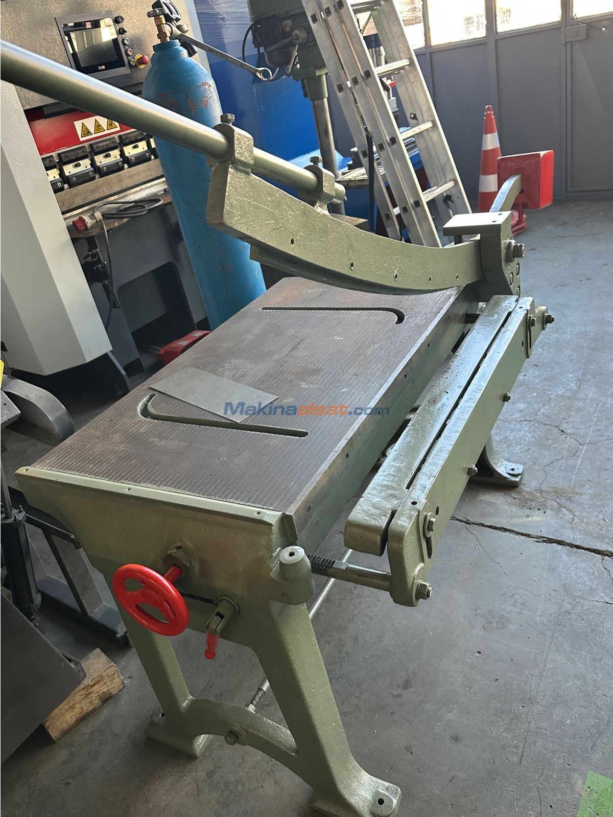1 METRE PALA MAKASI Used Hand Operated Guillotine Shears machine for sale