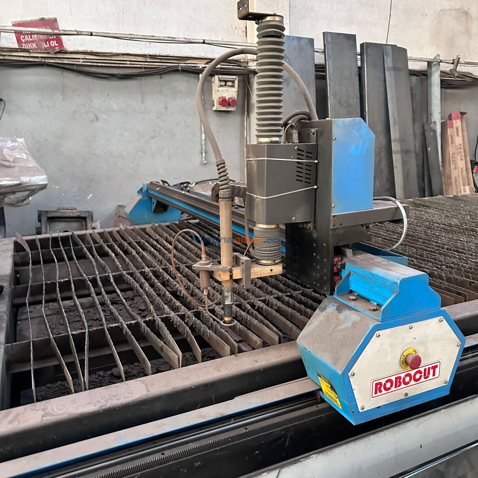 ROBOCUT MARKA 2 x 4 Metre 105 AMPER CNC PLAZMA Used Plasma & Gas ...