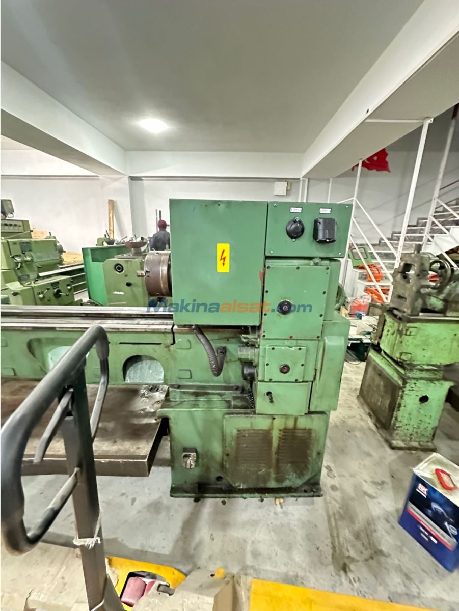 Satılık ikinci el SN 50 - 1,5 Metre Tezsan Torna Universal Torna makinesi