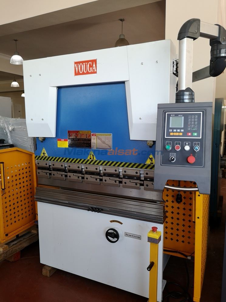 VOUGA MARKA NC CNC HİDROLİK ABKANT PRES Used Press Brakes machine for sale