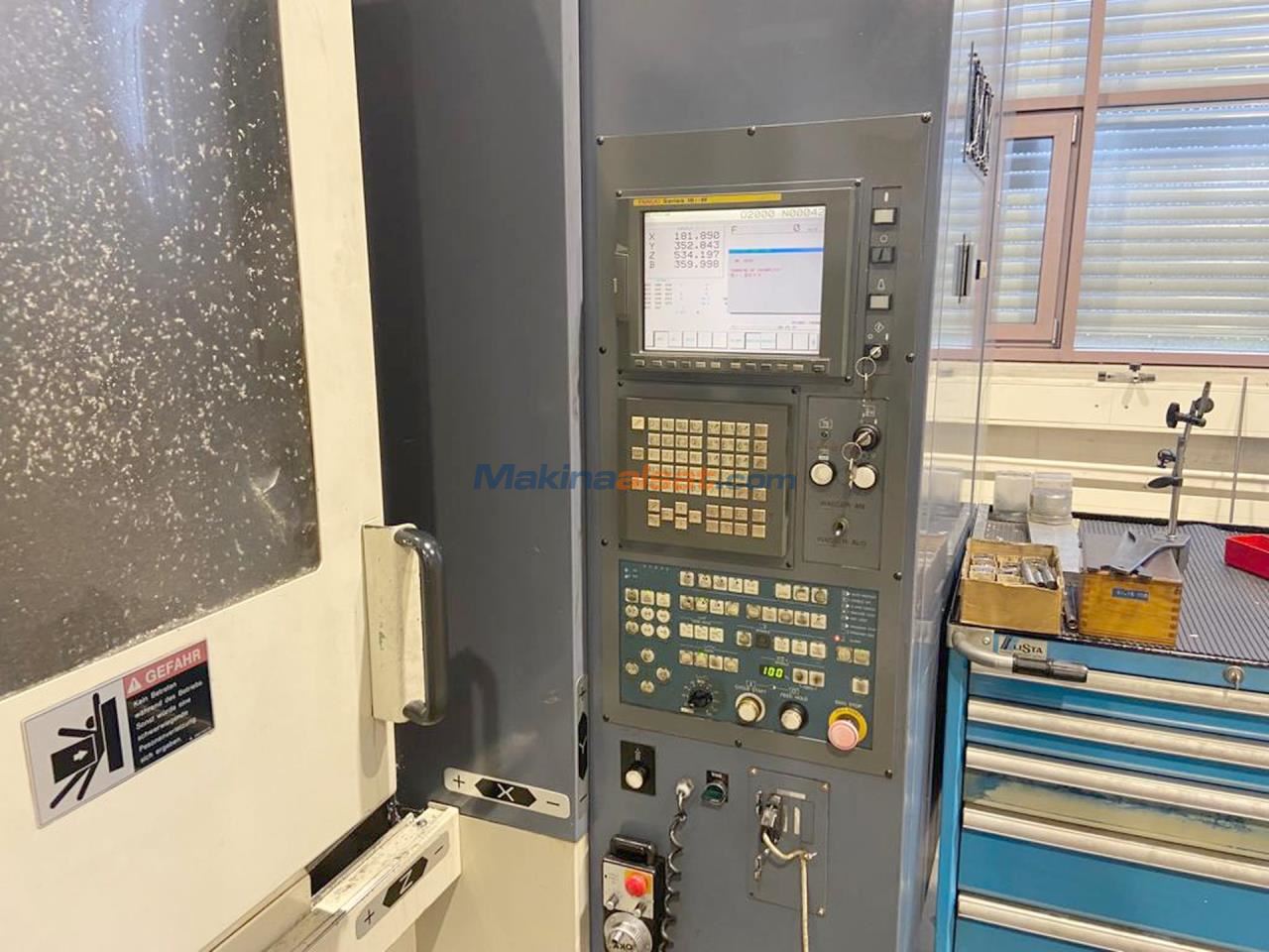 Satılık ikinci el OKK HM-40 CNC Yatay işlem CNC Yatay işlem makinesi