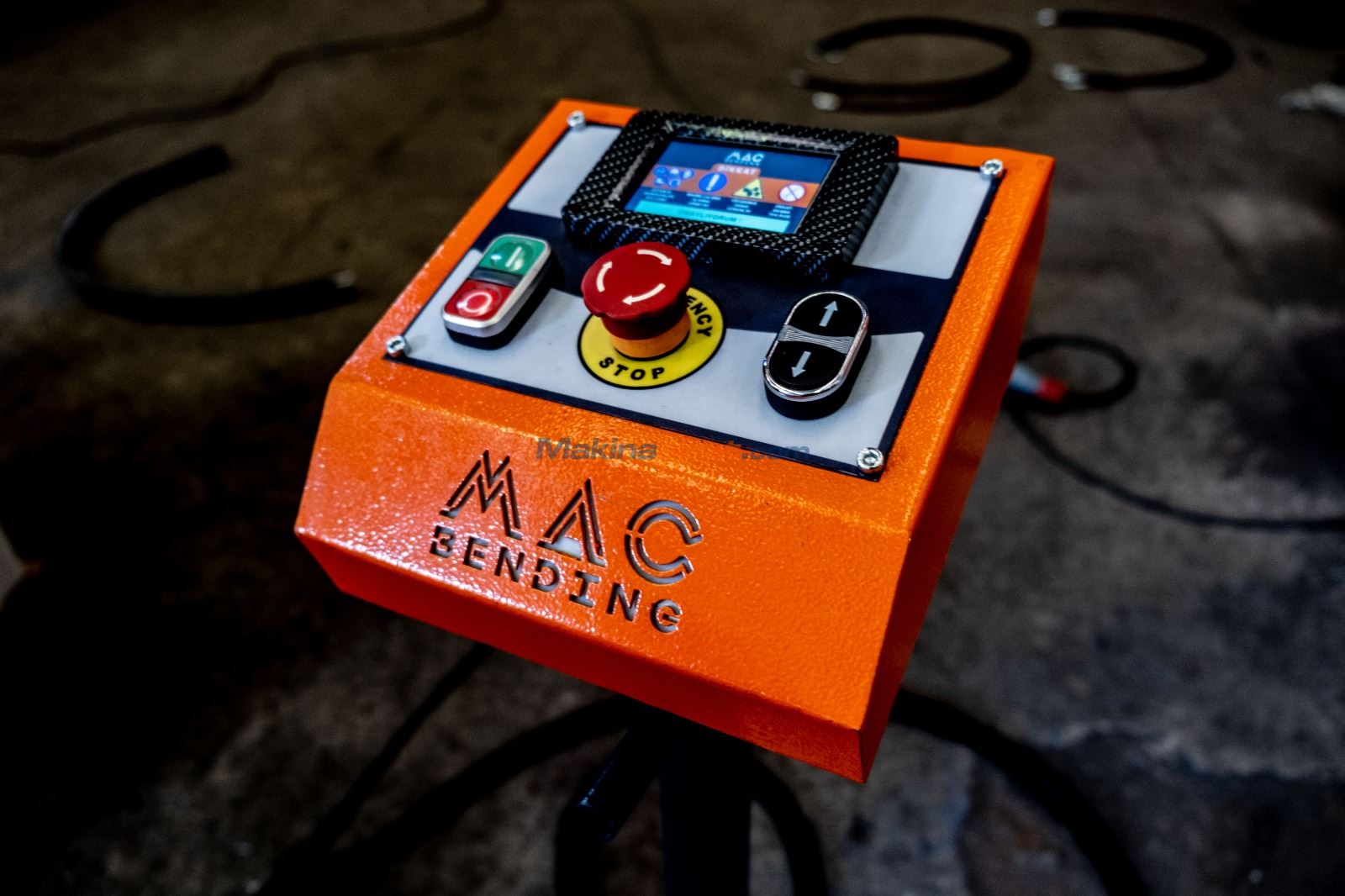 Satılık ikinci el MAC BENDİNG PBM 45 PROFİL BÜKME Profil Bükme makinesi